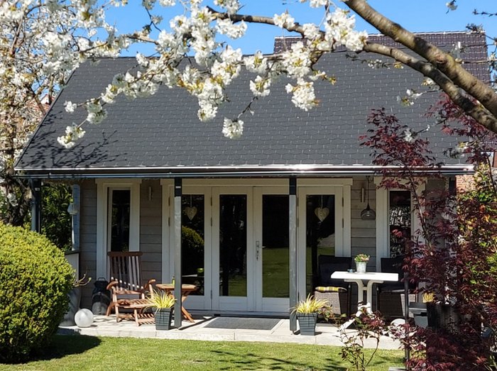 Blockhaus Olaug mit Veranda 550 x 400 + 198 cm