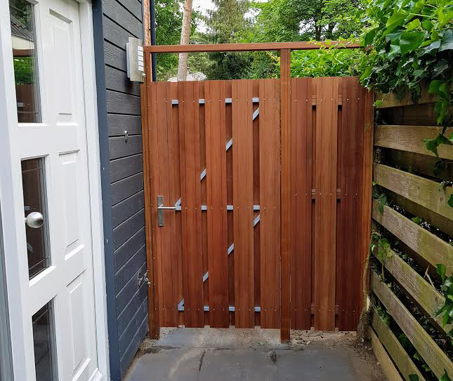 Ijzeren deurframe met slotkast 90 - 150 breed Stalen poortframe