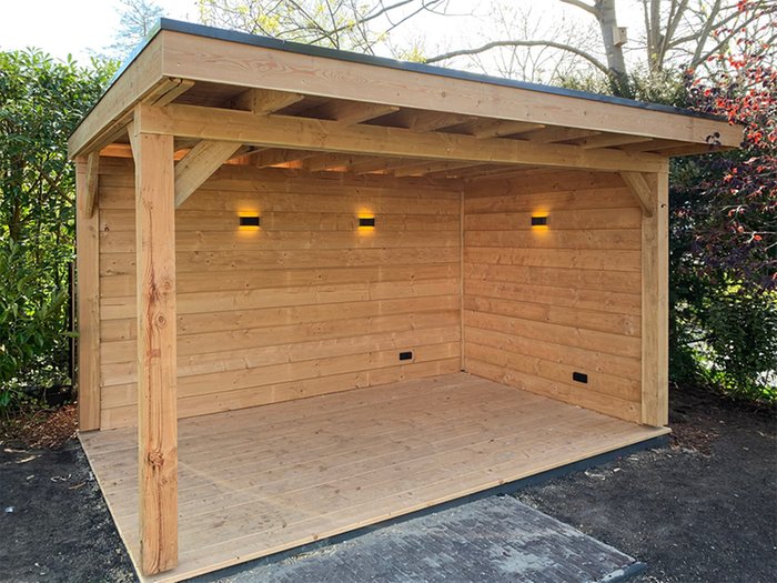 Pre-Treated Spruce Cladding | 18mm x 400cm Weatherproof Panels | Tuin