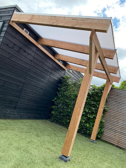 Red Class Wood staander Gelamineerd 12 x 12 cm in Lariks Douglas